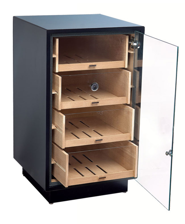 Manchester Display Humidor: Just Smoke Cigars